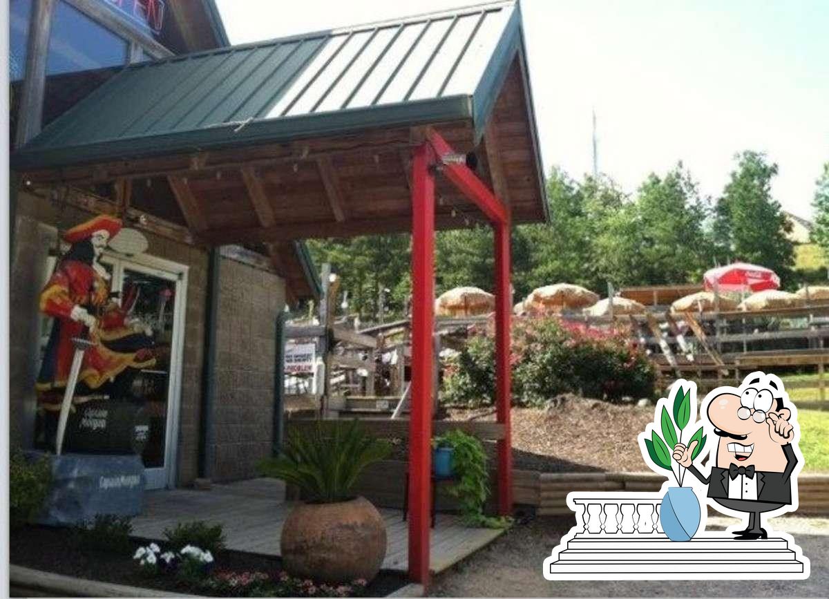 Dock D's Pizza and Patio in Counce - Restaurant menu and reviews