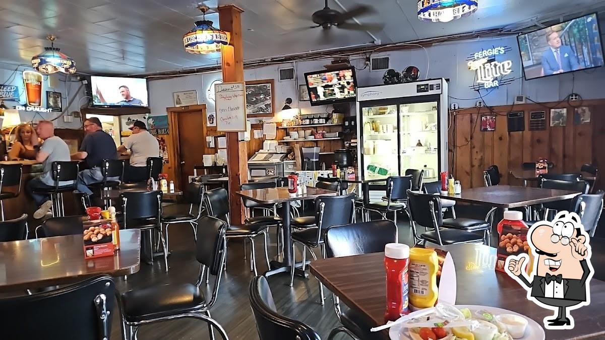 Fergie's Bar & Restaurant, St. Louis - Restaurant menu, prices and reviews