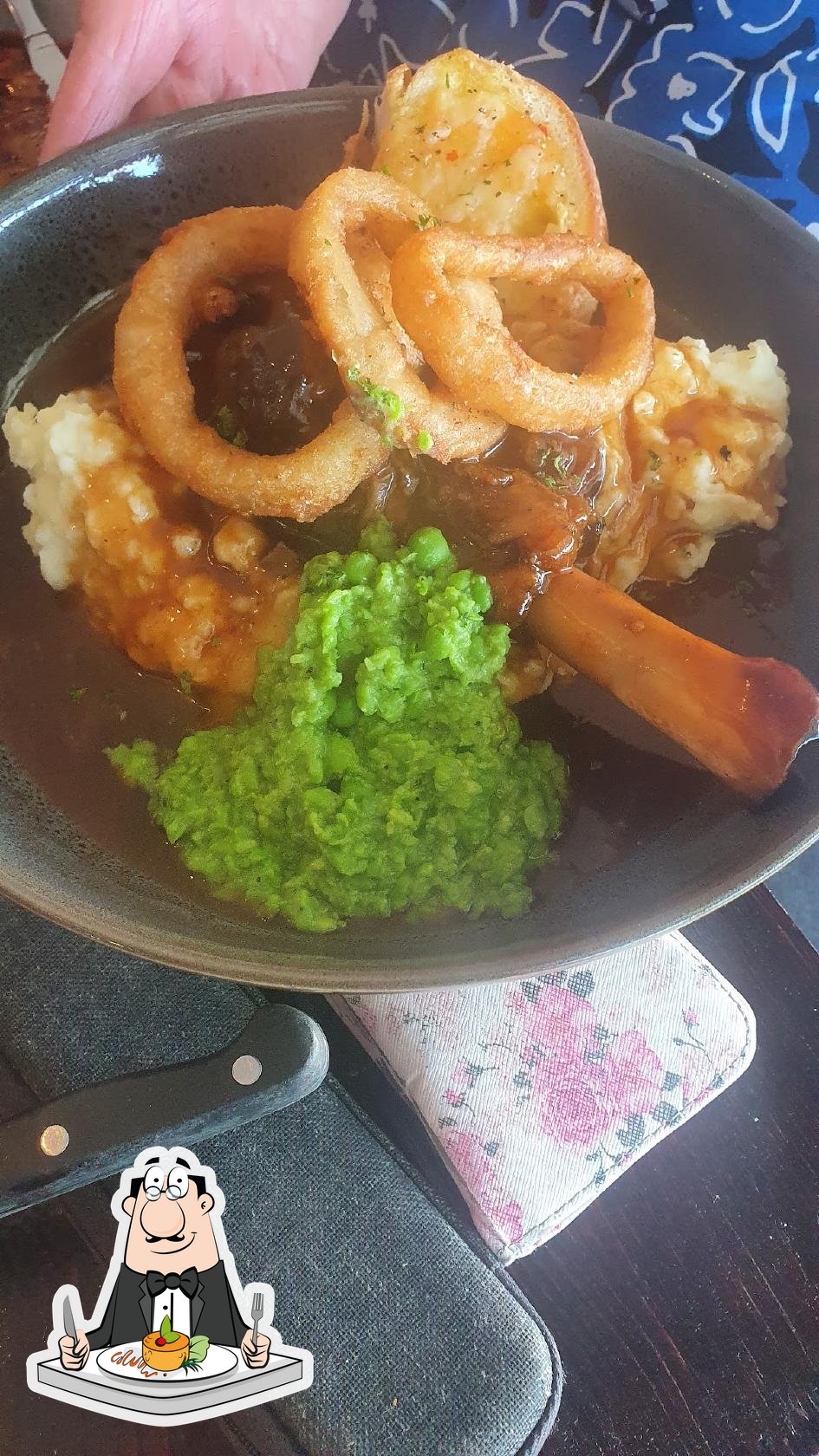 Pineacres Restaurant & Bar in Kaiapoi - Restaurant menu and reviews