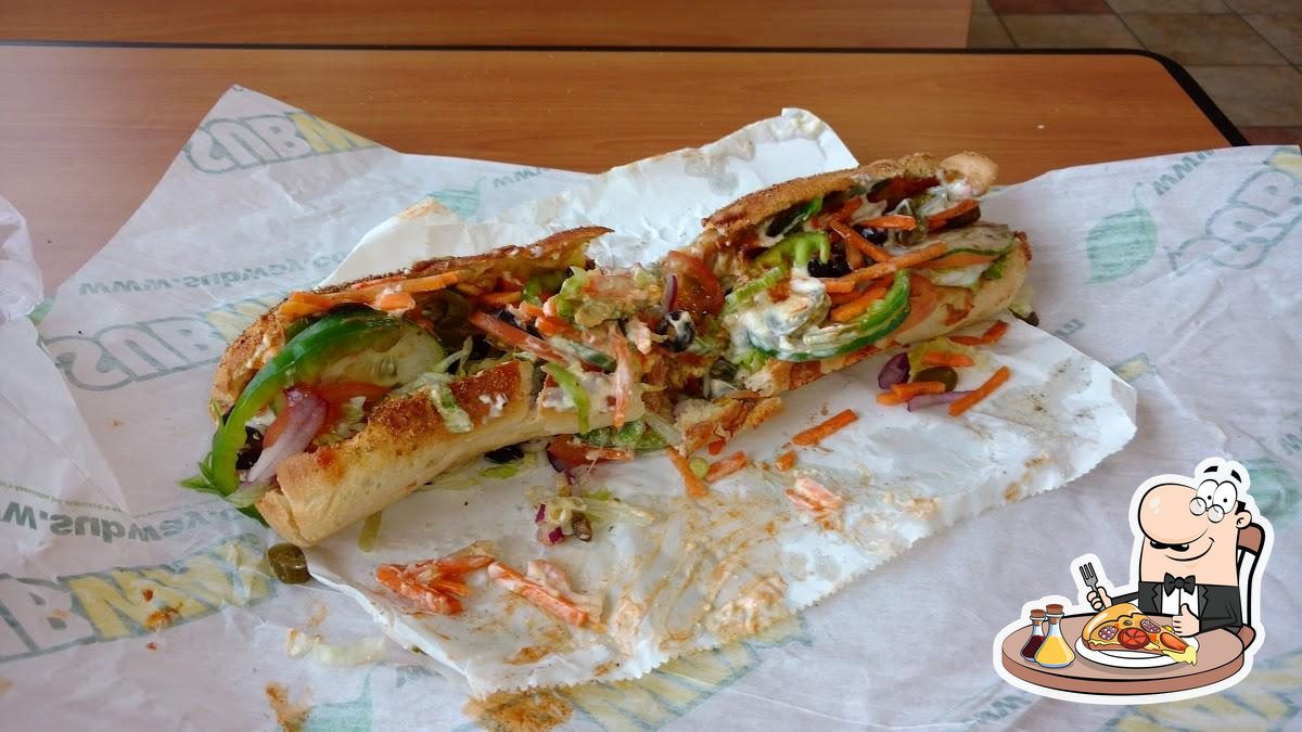Subway, Unit 16/1 Stonny Batter Rd in Minto - Restaurant menu and reviews