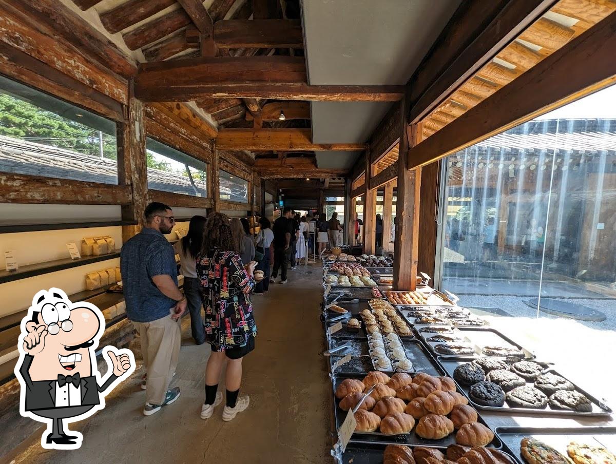 Cafe Onion Anguk, Seoul, Anguk - Restaurant menu, prices and reviews