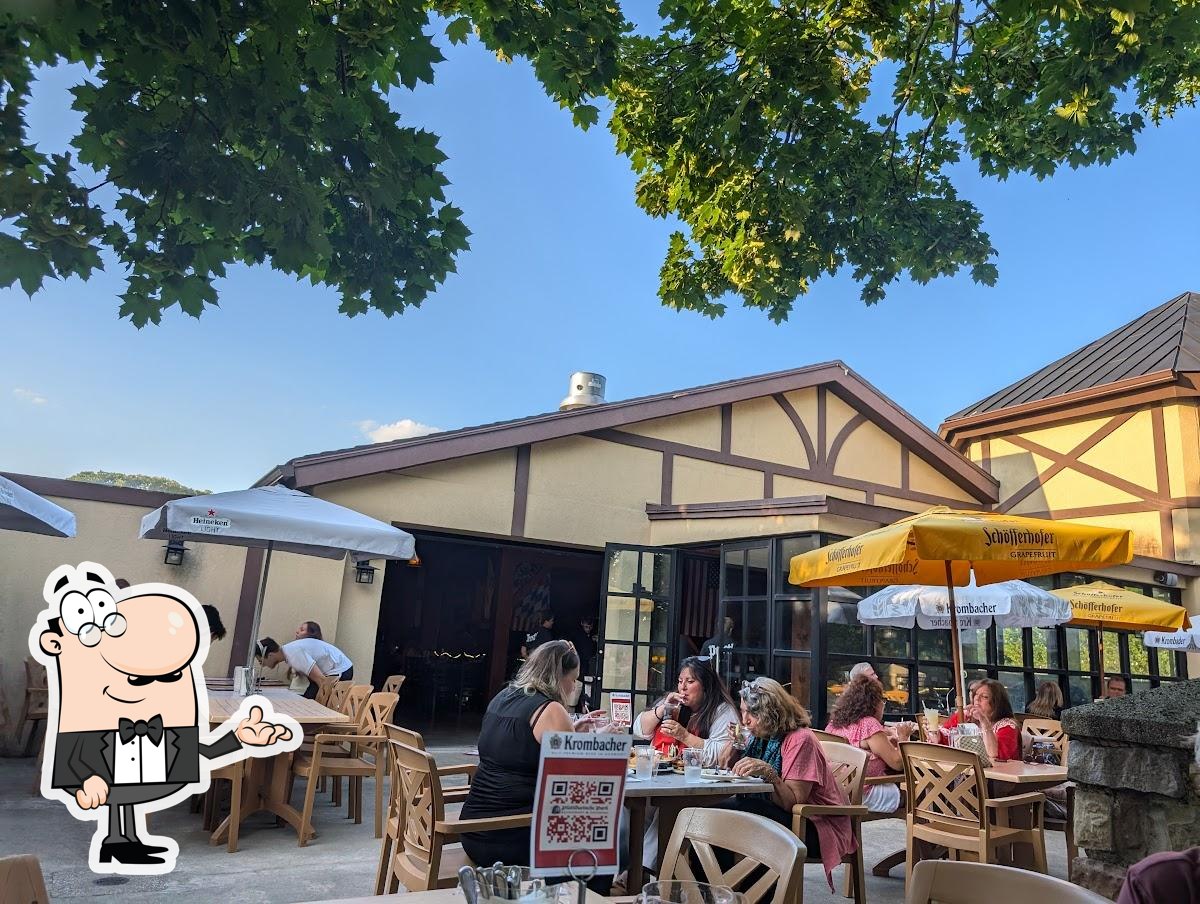 Plattduetsche Park, Franklin Square - Restaurant menu, prices and reviews