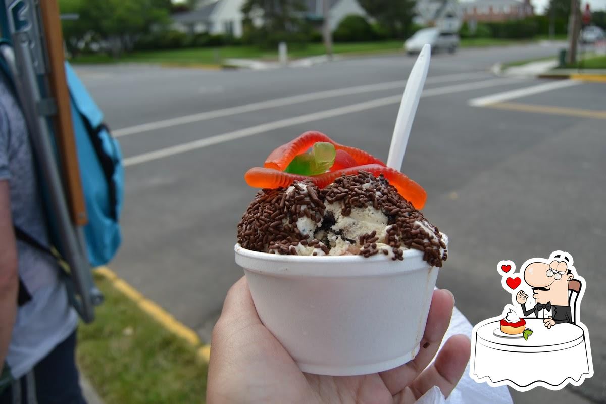 Sundae Times Ice Cream Shop in Spring Lake - Restaurant menu and reviews