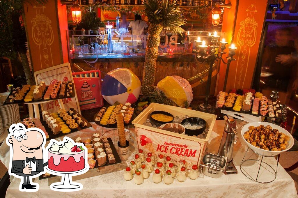 Club Show Boat, Zaandijk - Restaurant reviews
