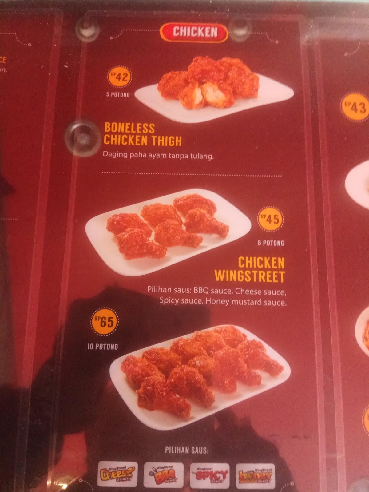 Menu at Pizza Hut Delivery - PHD Indonesia pizzeria, Bogor, Jalan KH ...
