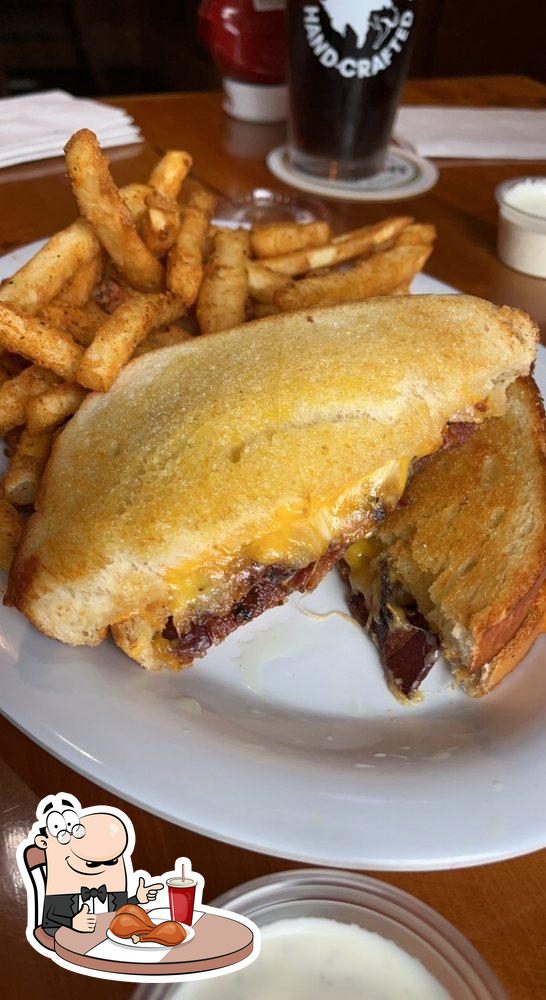 Pub y bar Crescent Moon Ale House, Omaha - Carta del restaurante y ...