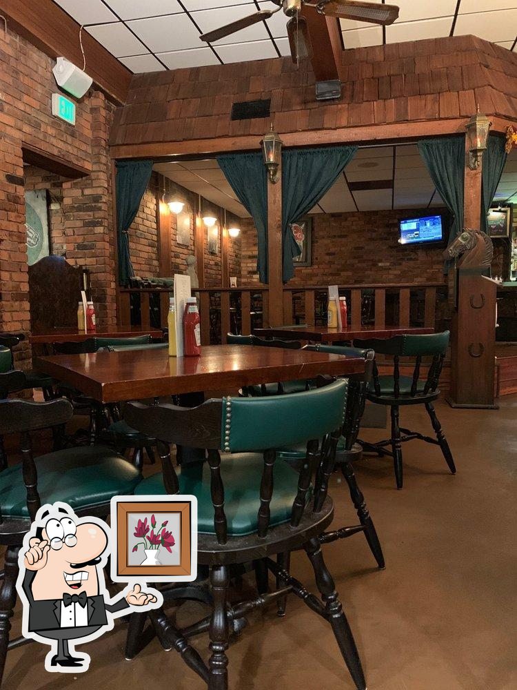 Green Dot Stables, Detroit - Restaurant menu, prices and reviews