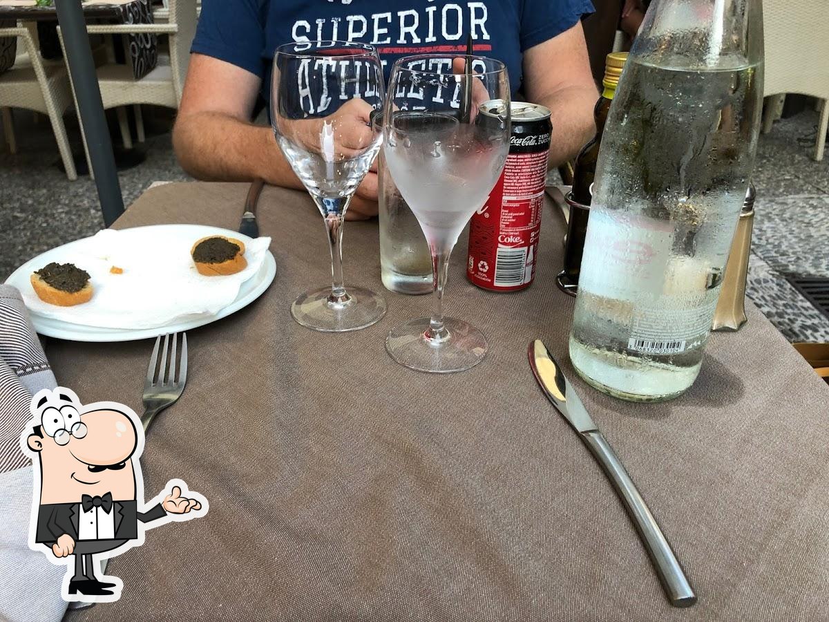 Best Friends pub & bar, Menton - Restaurant reviews