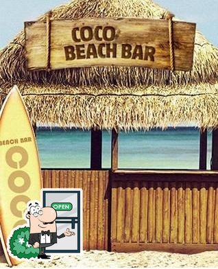 Coco Beach bar, Plat, D8 18 - Restaurant reviews