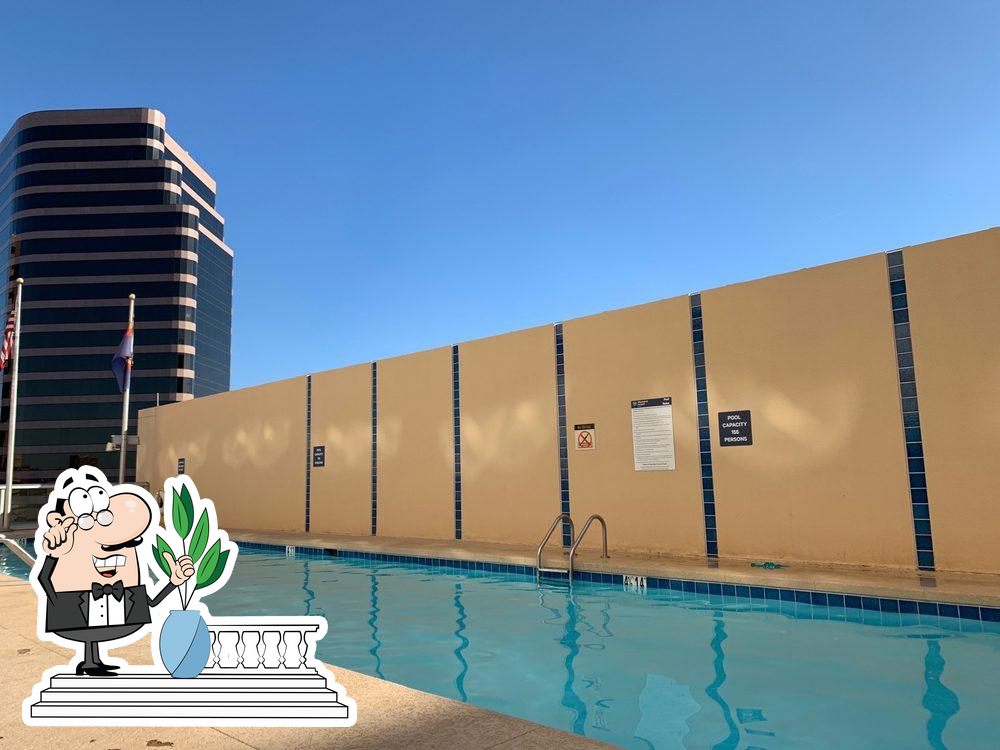 Sheraton Club Lounge in Phoenix