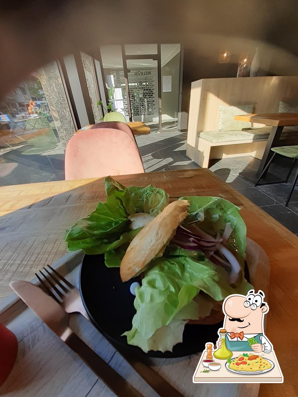 Base & Bounce, Eeklo - Restaurant menu, prices and reviews