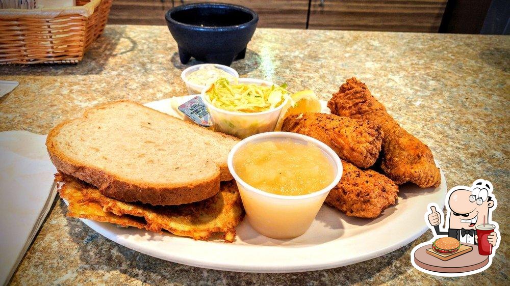 Daddy Maxwell's Diner & Cafe, 150 Elkhorn Rd in Williams Bay ...
