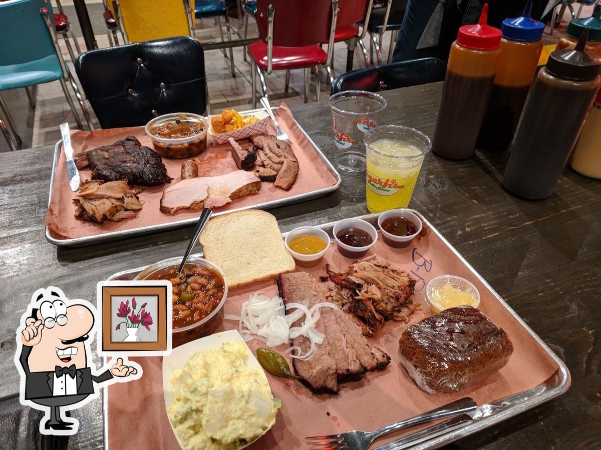 Sugarfire Smoke House, St. Louis - Restaurant menu, prices and reviews