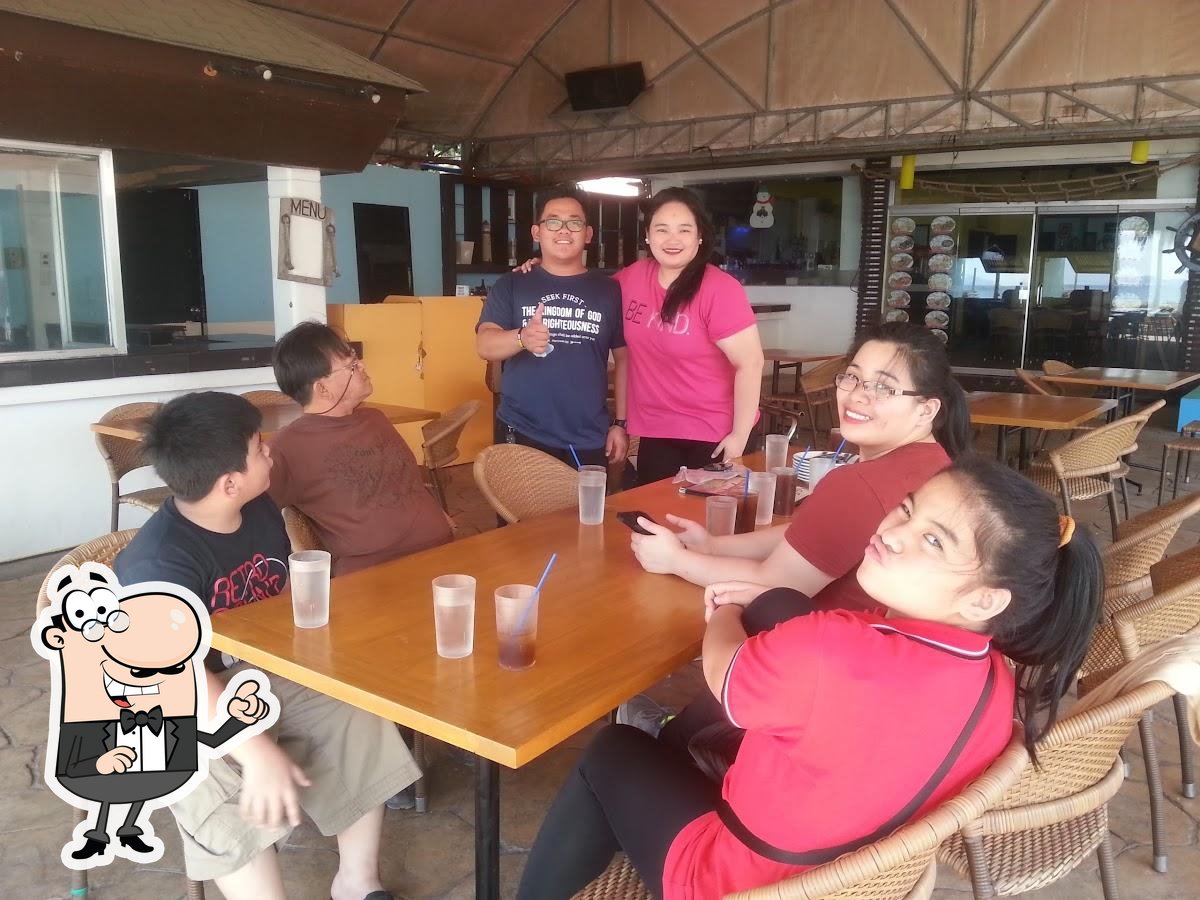 Pier One Bar & Grill, Subic Bay Freeport Zone, Lot 249 Waterfront Rd ...