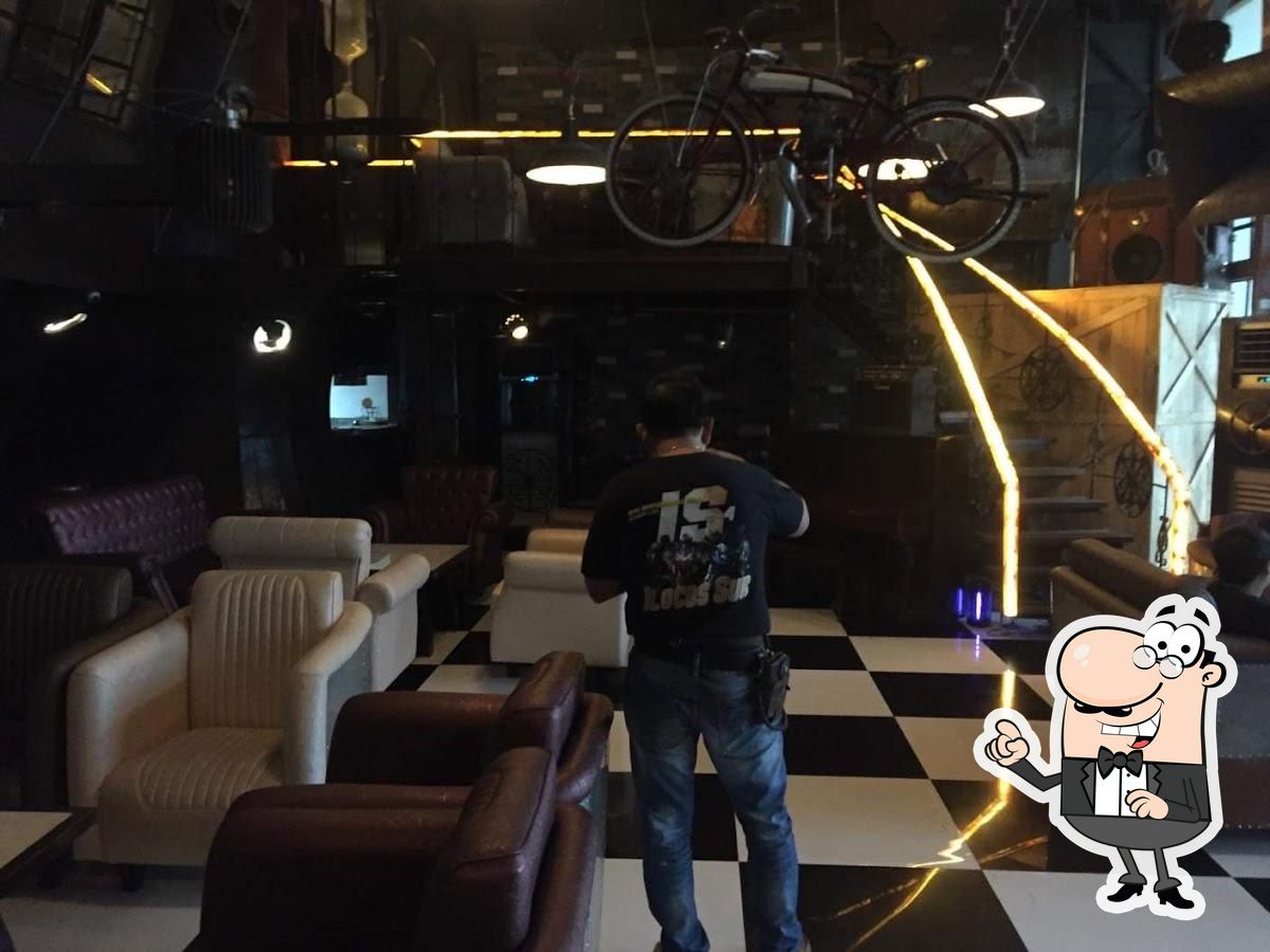 Zeppelin Lounge, Pasig - Restaurant menu, prices and reviews