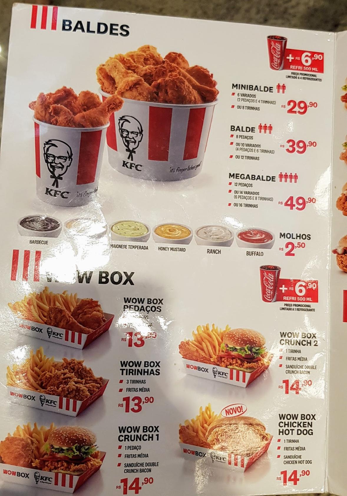 Menu em KFC restaurante, Contagem, Avenida Severino Ballesteros