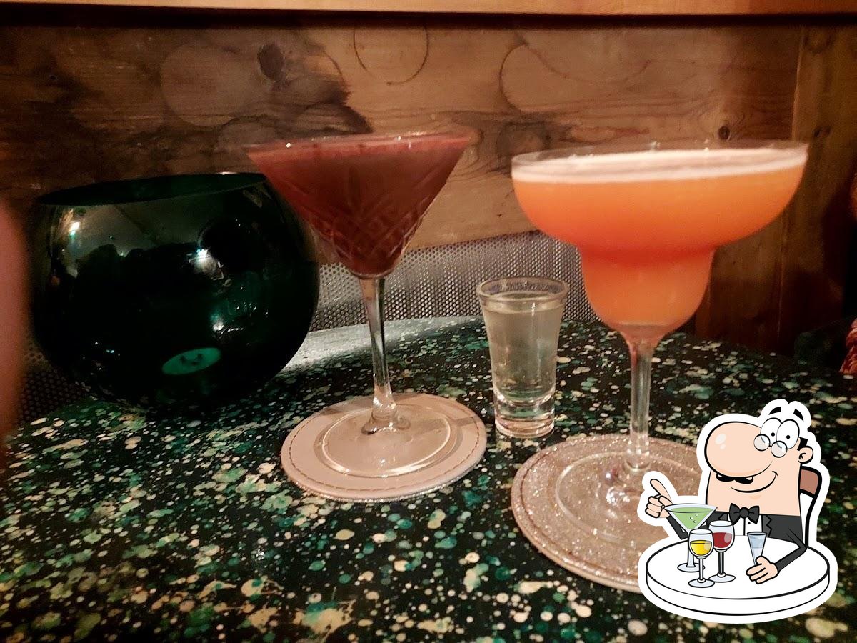 The Poison Apple Gin & Rum Bar in Ammanford - Restaurant reviews