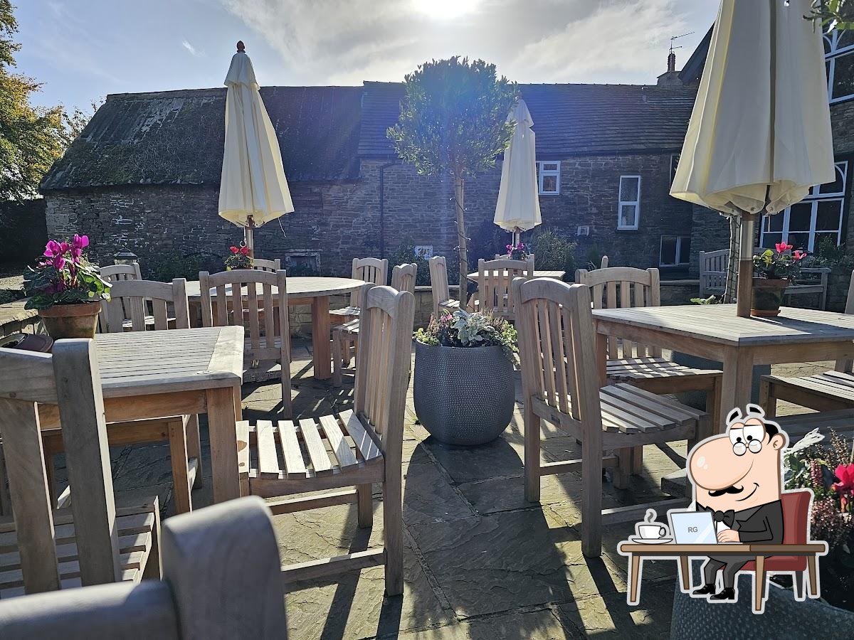 Sutton Hall, Macclesfield - Restaurant menu, prices and reviews