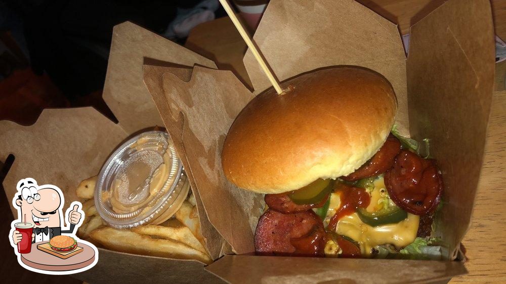 Matt’s Burger Lab in Toronto - Restaurant reviews