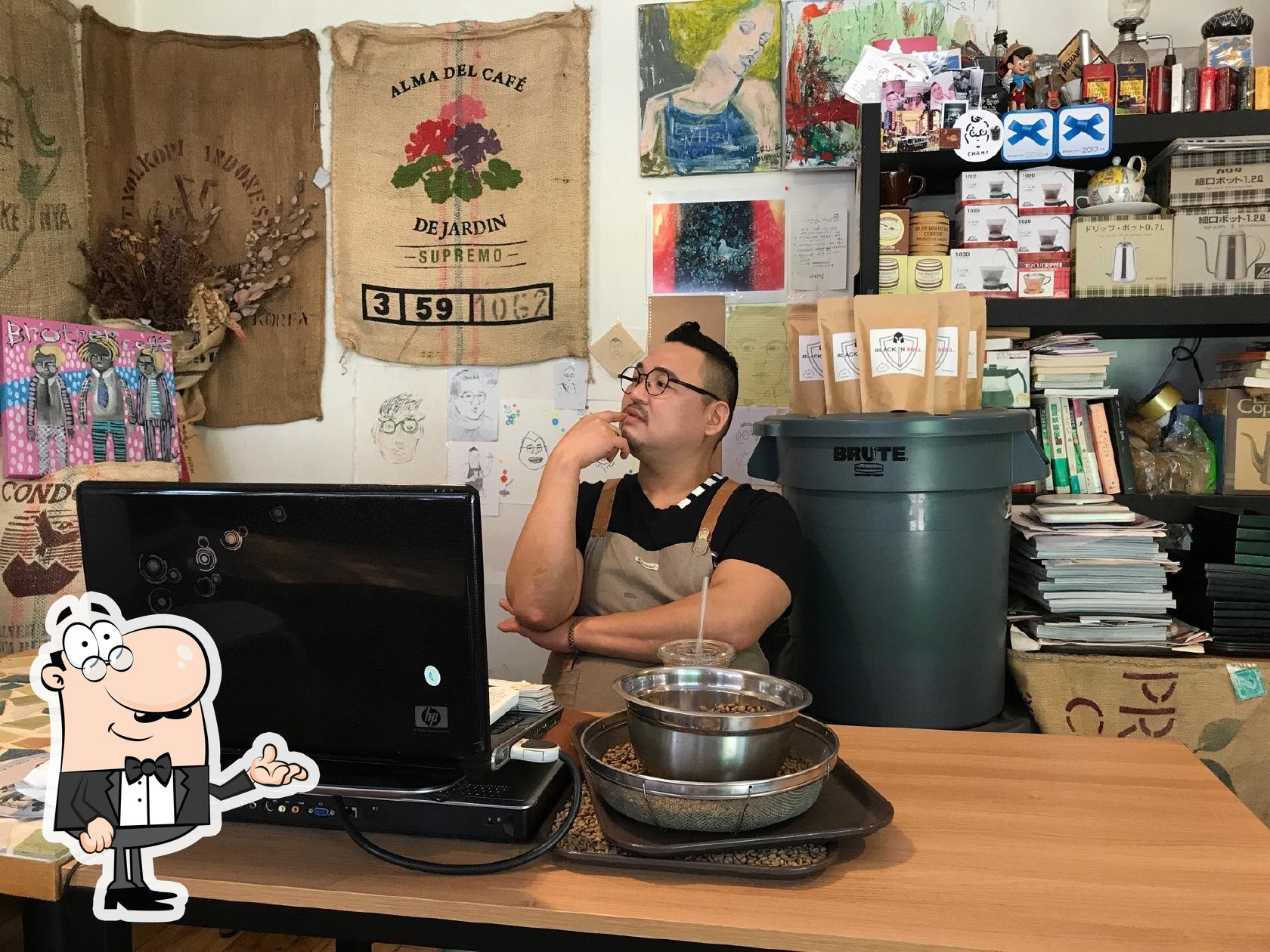 Champ Coffee 1st Workroom, Seoul, 121 Usadan-ro 10-gil - Restaurant reviews