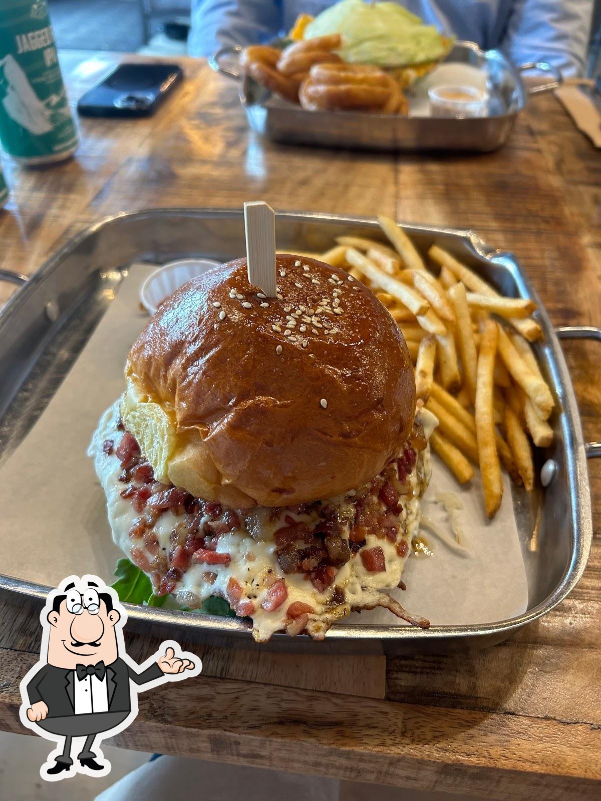 Q Burger•Restaurant, Qualicum Beach - Restaurant menu, prices and reviews