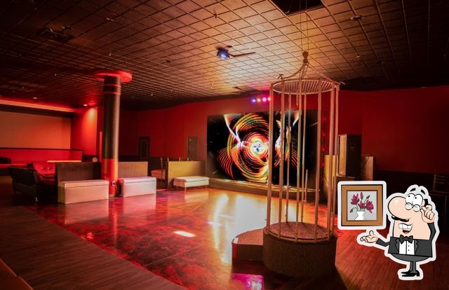Club M4 in Mississauga - Restaurant reviews