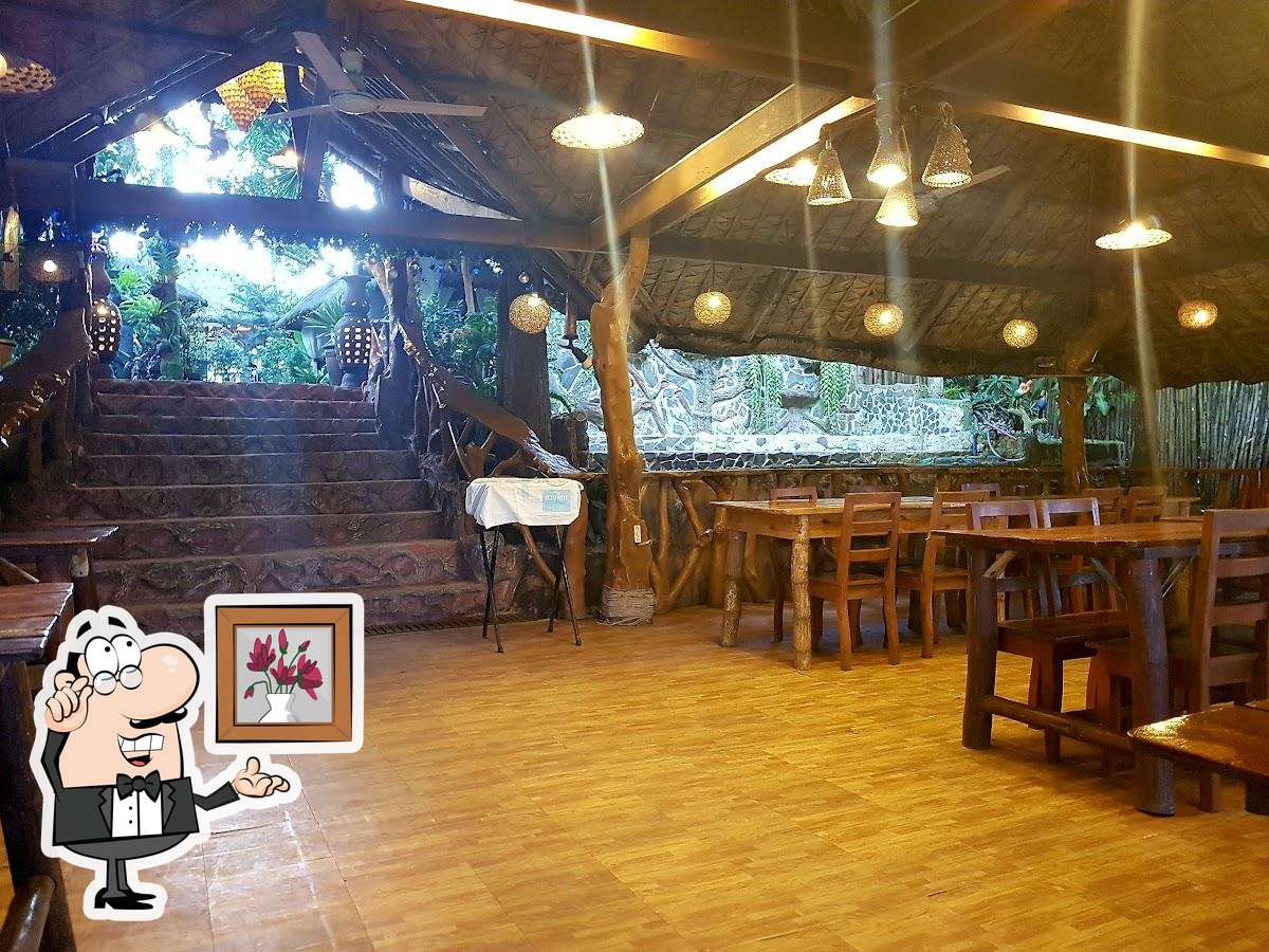 Loumars Cafe & Restaurant - Tagaytay Francisco, Tagaytay - Restaurant ...