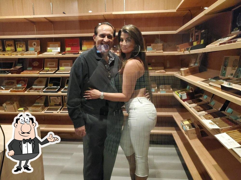 TRUE Cigar Lounge in Boca Raton - Restaurant reviews