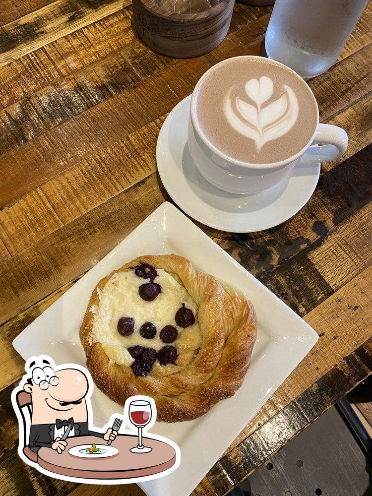 Main & Madison Market Café in Franklin - Restaurant menu and reviews