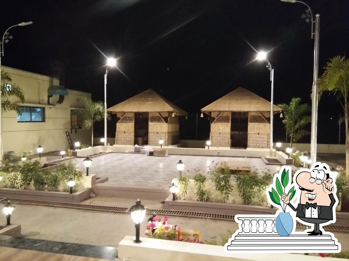 Food Town Authentic Multicuisine Restaurant, Shingoli - Restaurant reviews