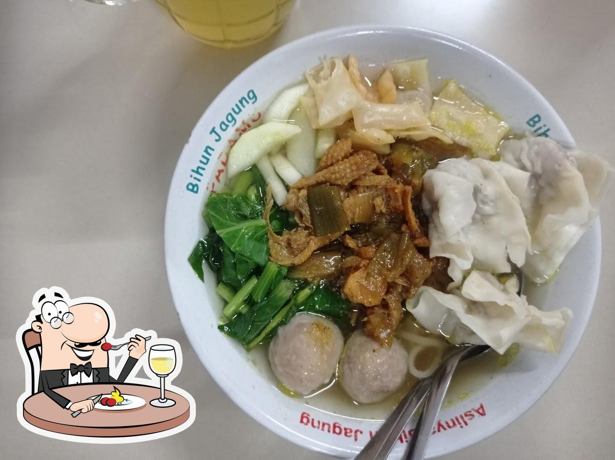 Mie Ayam dan Bakso Raksasa Cah Solo restaurant, Mulung - Restaurant reviews