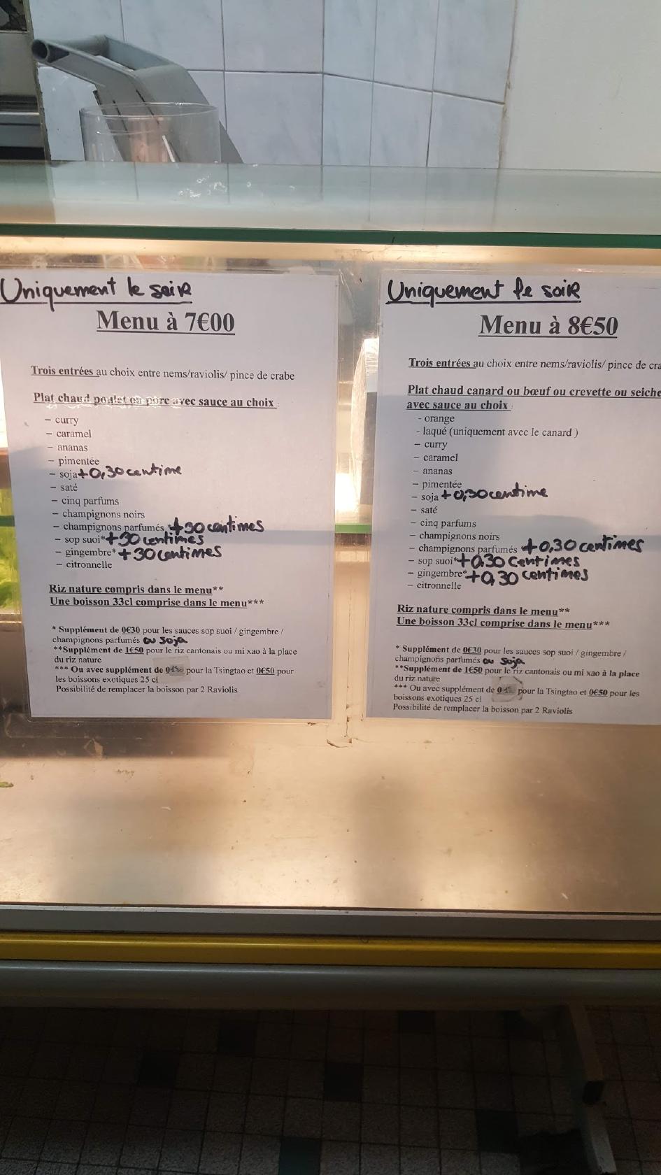 Menu at Nem Saigon fast food, Tarbes
