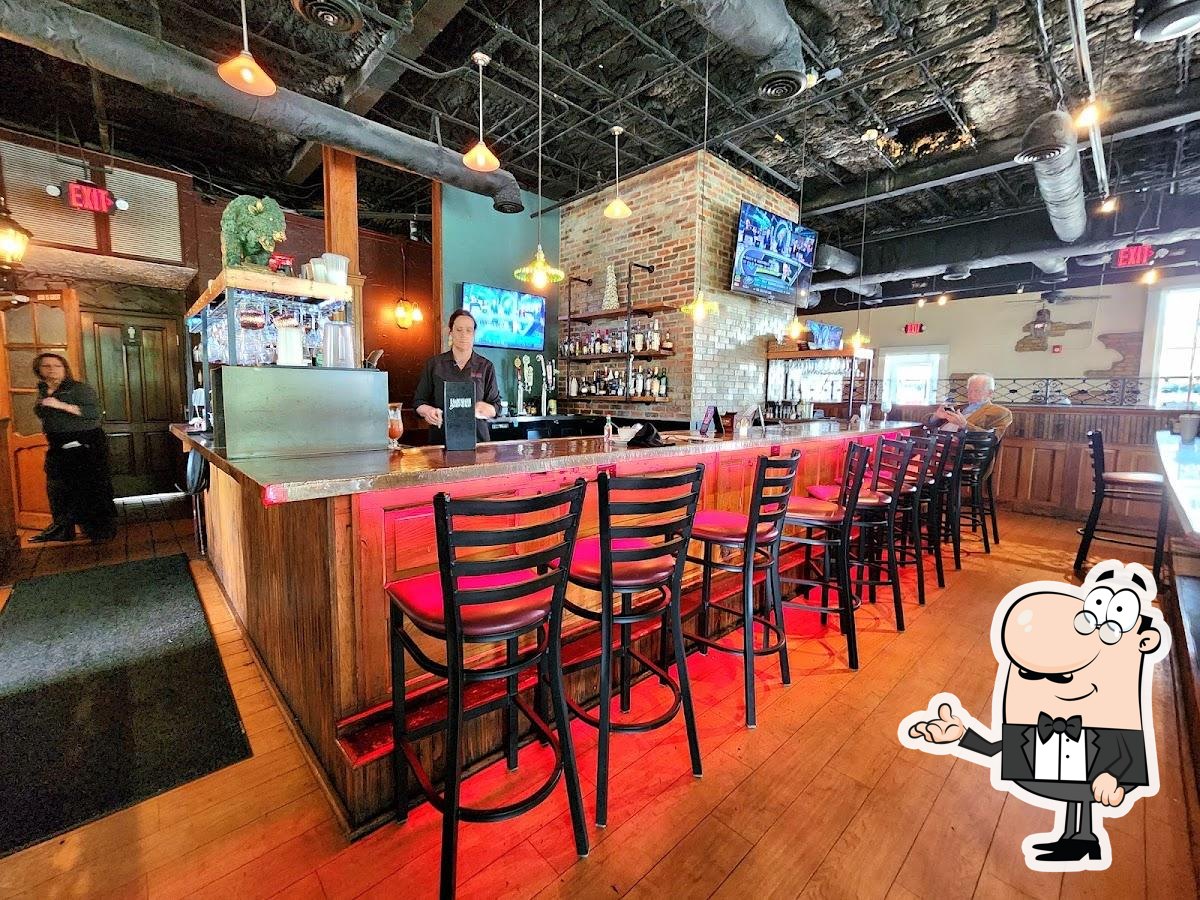 Half Shell Oyster House, Biloxi - Restaurant menu, prices and reviews