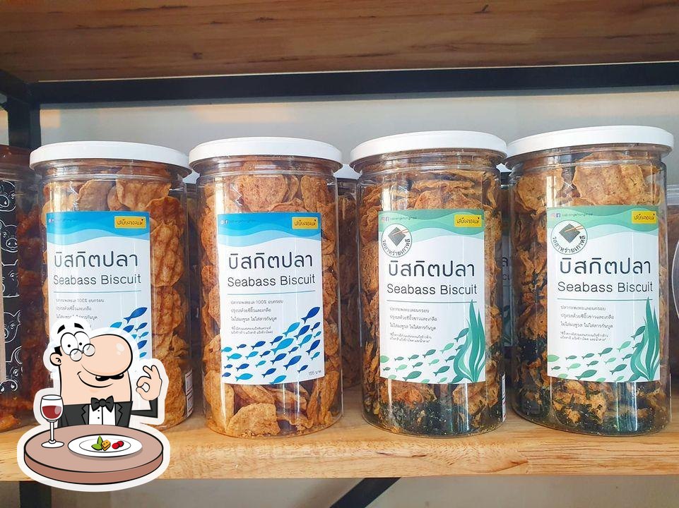 Happy Hub, Nakhon Pathom - Restaurant reviews