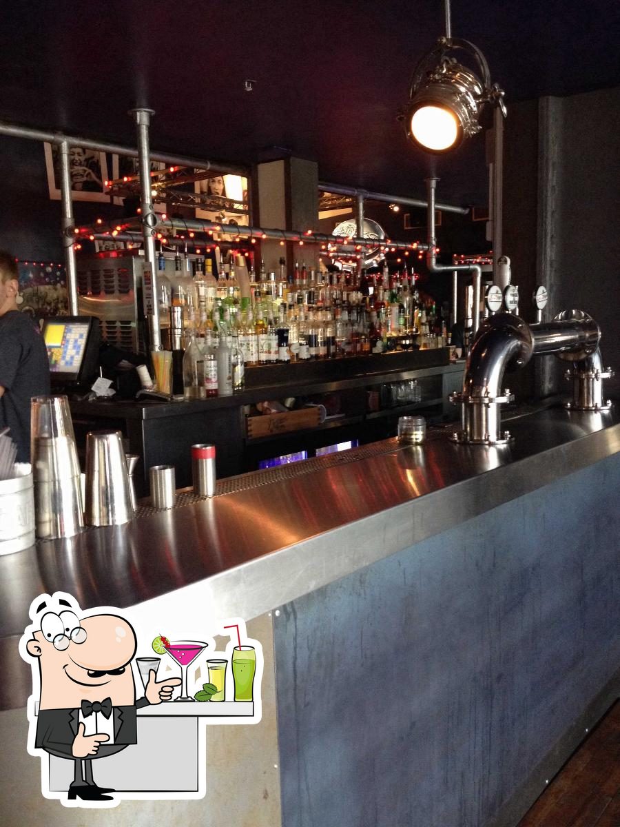 Almost Famous, Peter Street in Manchester - Restaurant menu and reviews