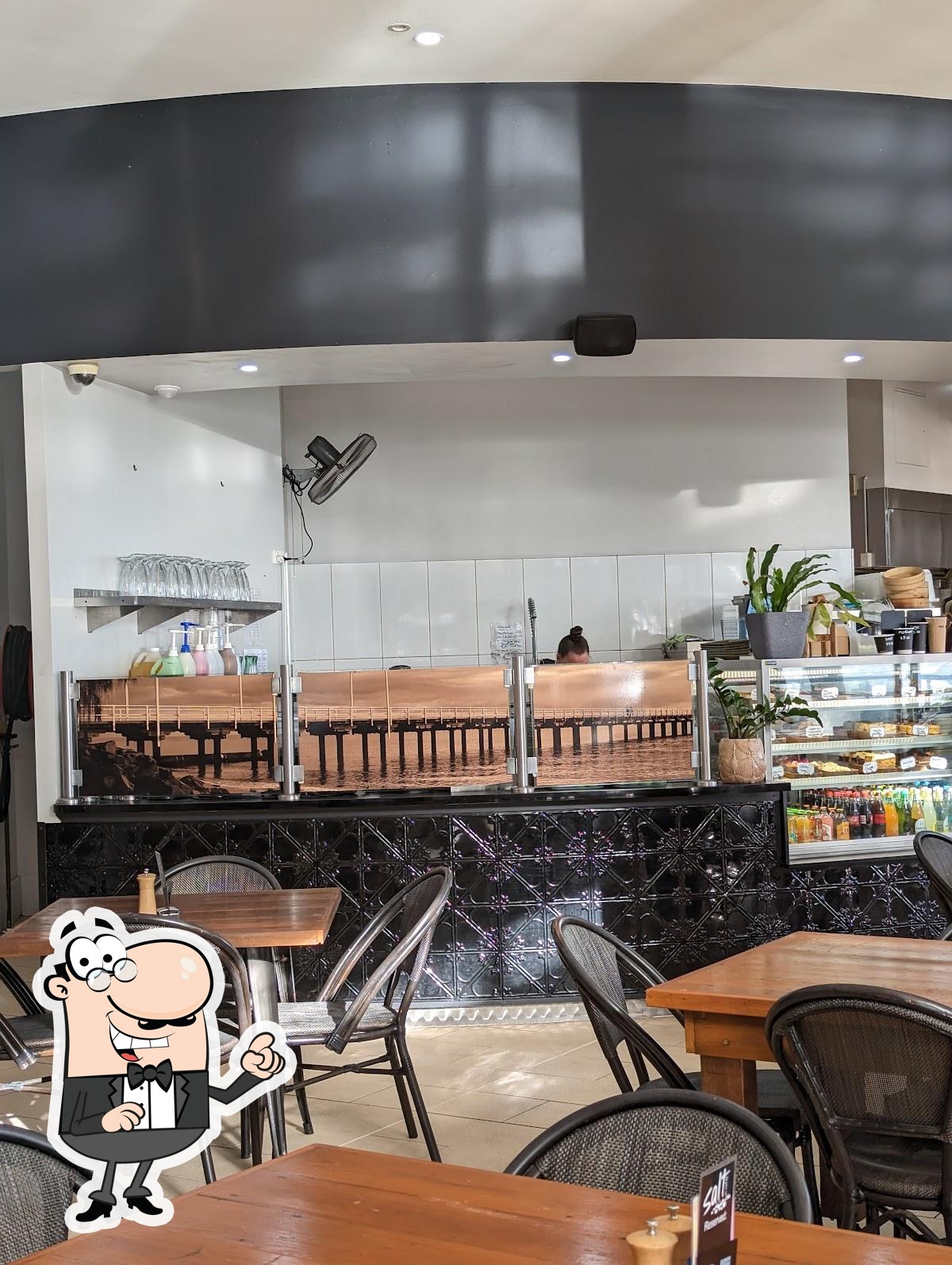 Salt Cafe Urangan, Urangan - Restaurant menu, prices and reviews