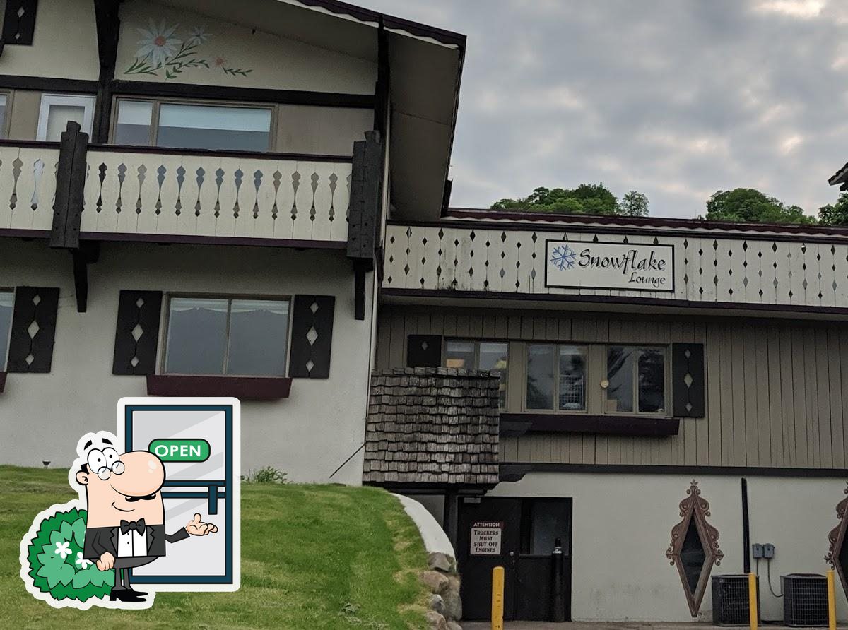 Snowflake Lounge in Boyne Falls - Restaurant reviews