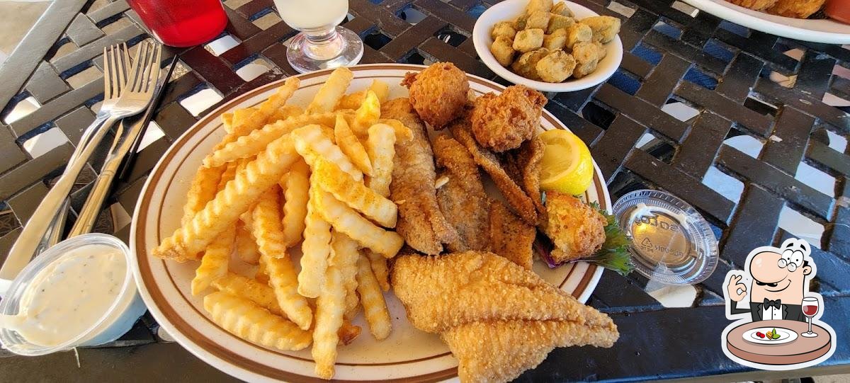 LOVE'S SEAFOOD & STEAKS, 6817 Chief Of Love Rd in Savannah - Restaurant ...