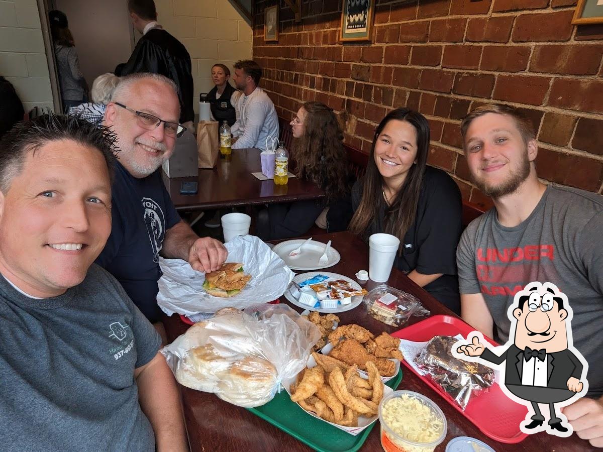 Miller's Chicken, Athens - Restaurant menu, prices and reviews