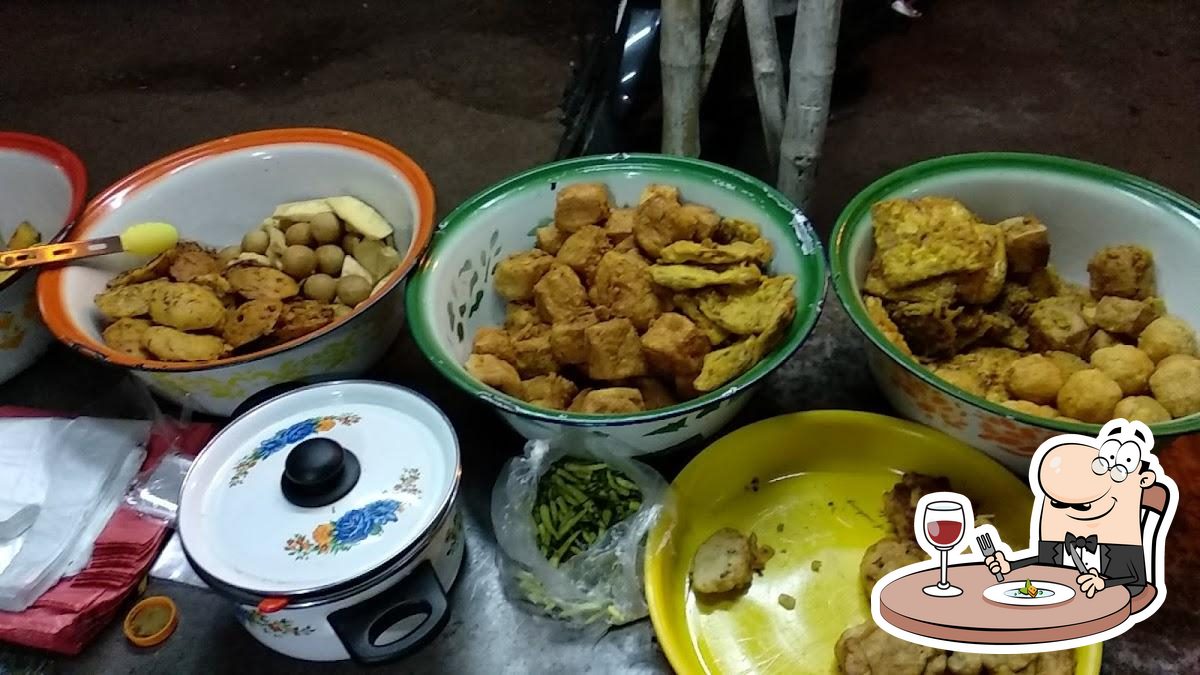 Warkop Pak Mat Gorengan, Mojokerto