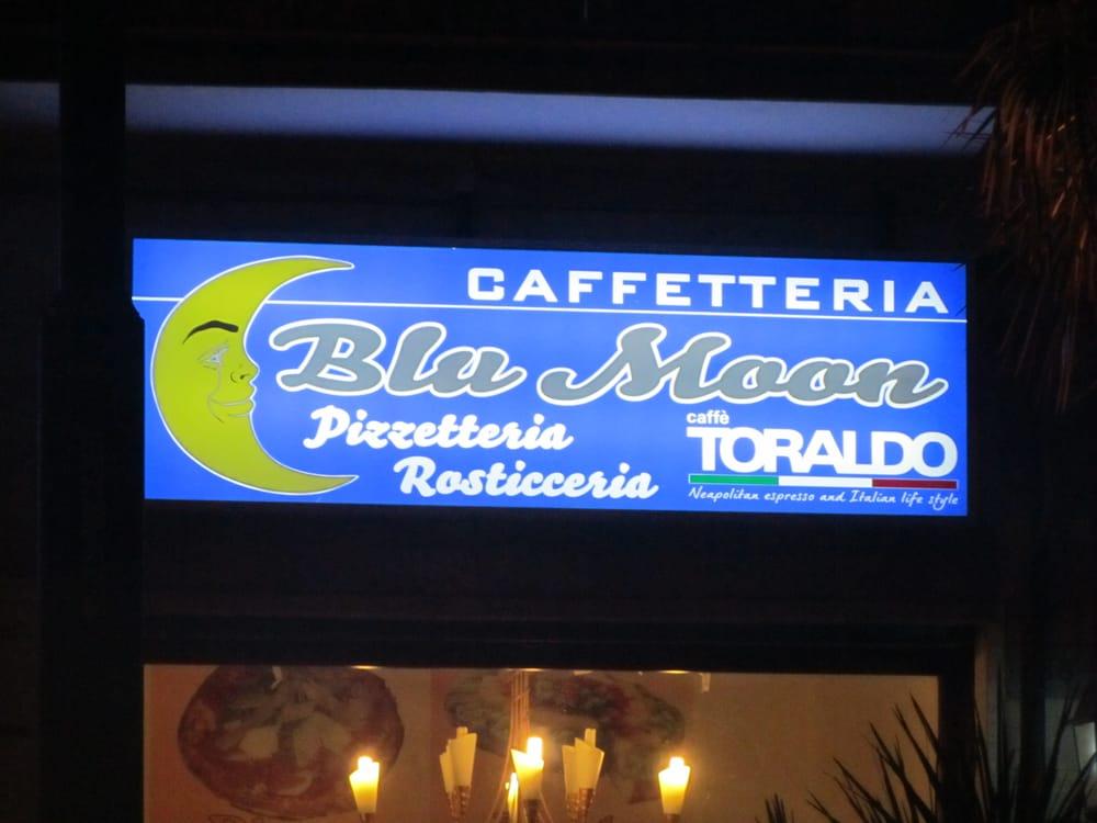 Blu Moon pub & bar, Naples
