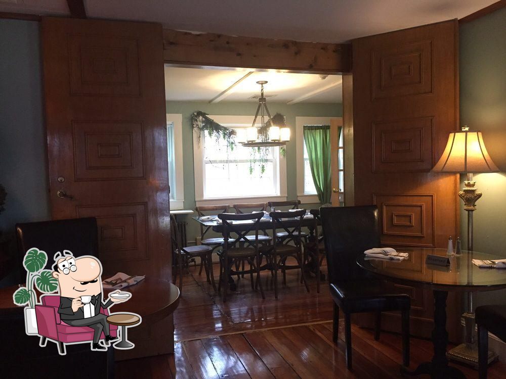 Tree House Tavern, Warwick - Restaurant menu, prices and reviews