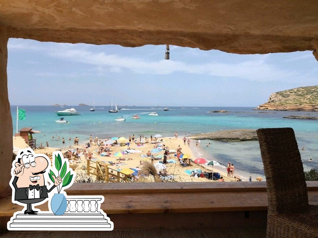 Sunset Ashram, Carr. de Cala Conta, s/n in Spain - Restaurant reviews