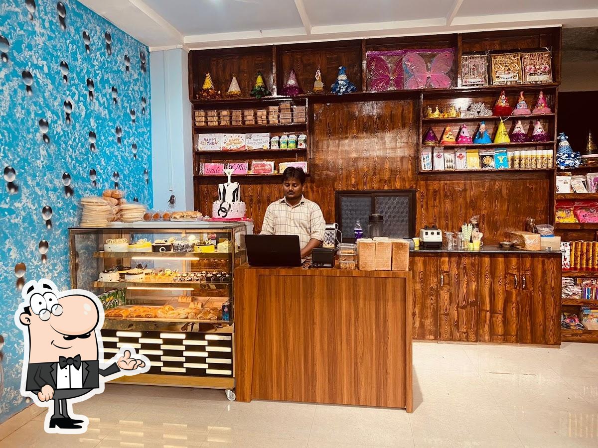 Fortune Bakery & Cafe, Guna - Restaurant reviews