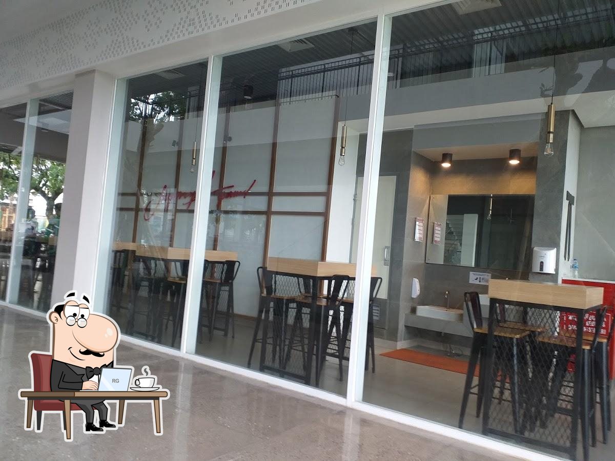 KFC Labuan Bajo - Restaurant menu, prices and reviews