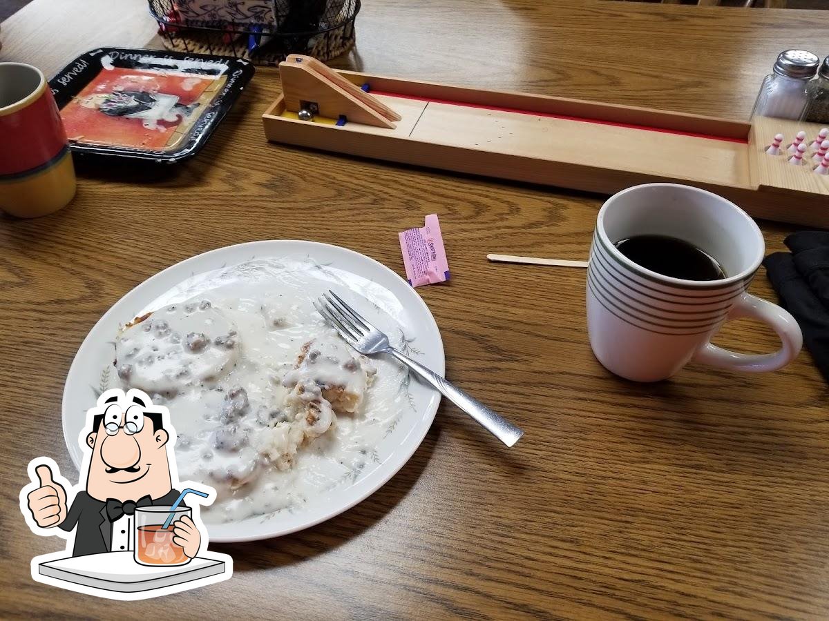 Old Town Trading Post Cafe in Ilwaco - Restaurant menu and reviews