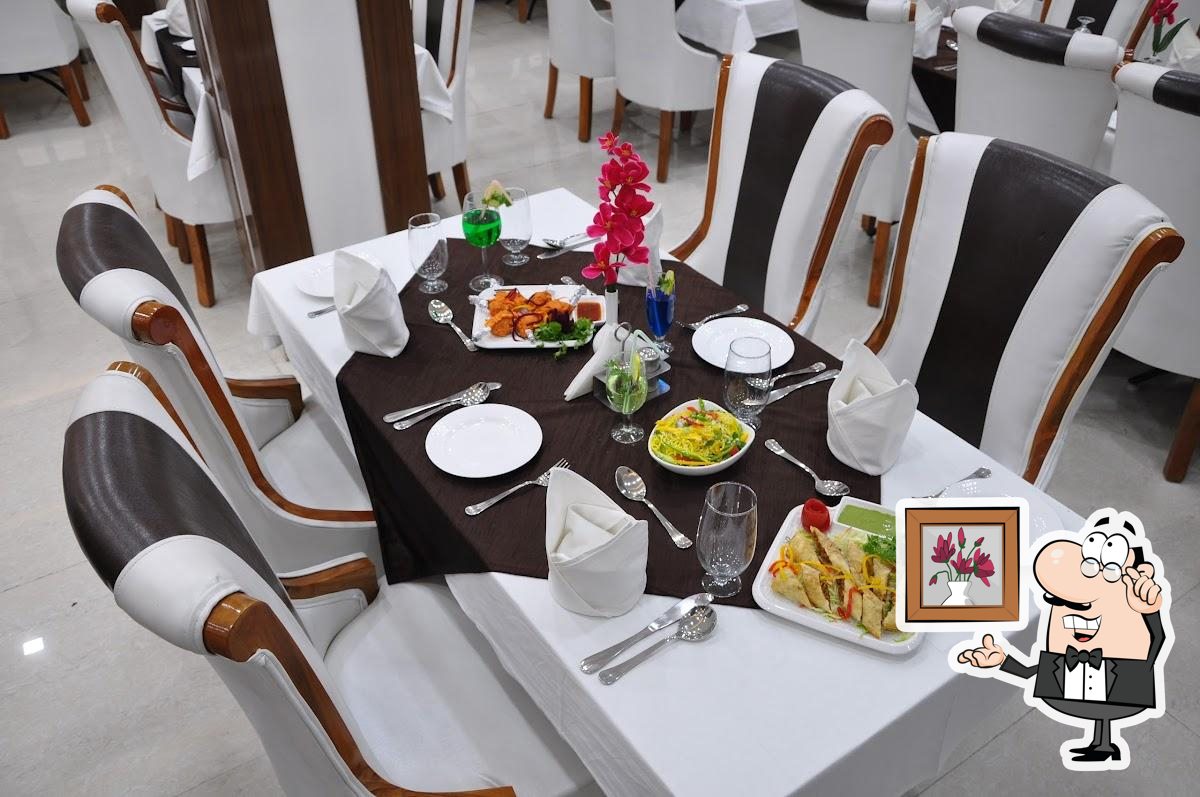 The Spiced Tree Restaurant, Agra - Restaurant reviews