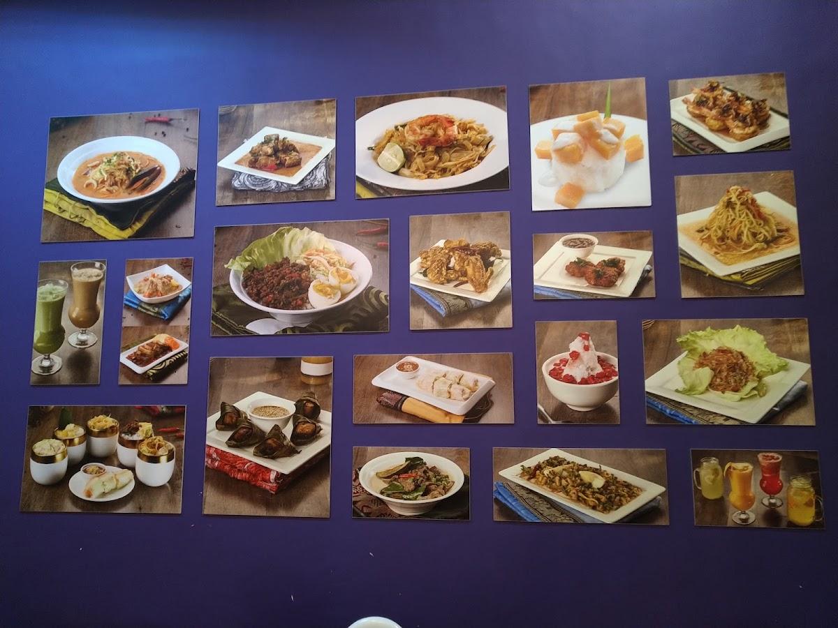 Menu at Thínoí Thaí Fusíon restaurant, Malolos