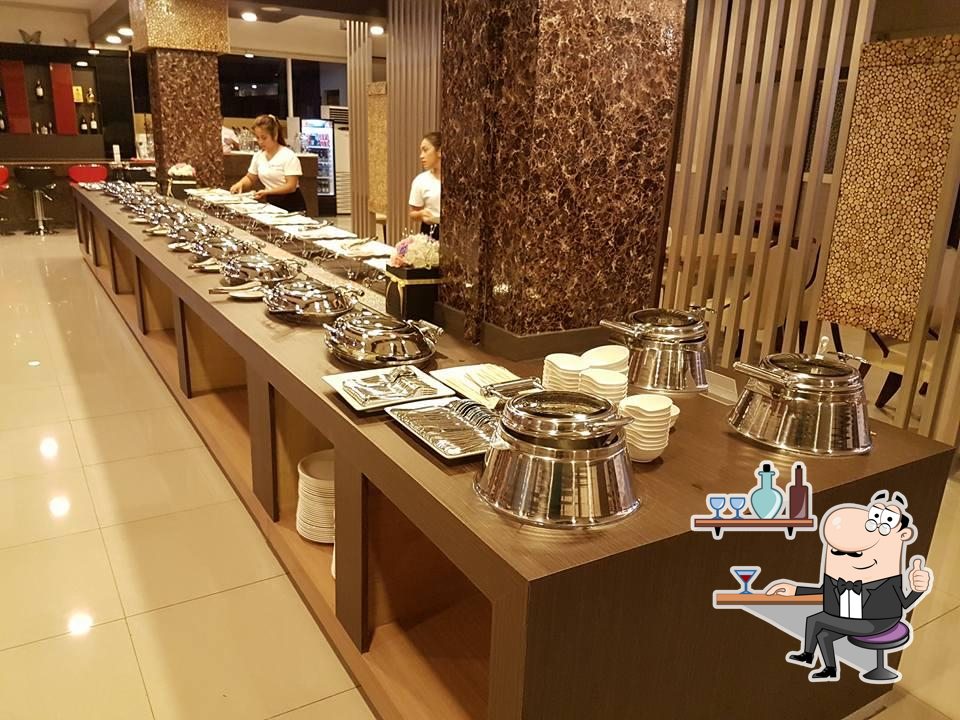 Queen's Buffet Restaurant, Angeles - Restaurant menu, prices and reviews