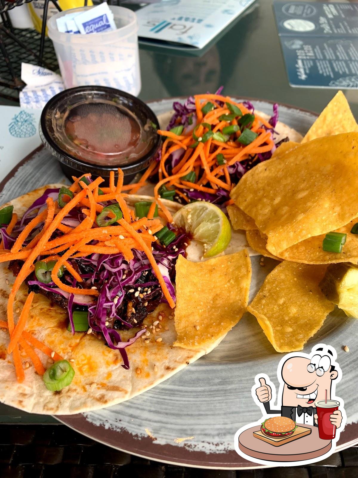 Falls Pool Bar & Grill in Orlando - Restaurant reviews
